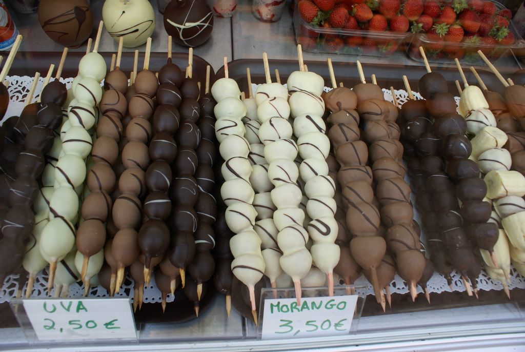 Frutas com Chocolate