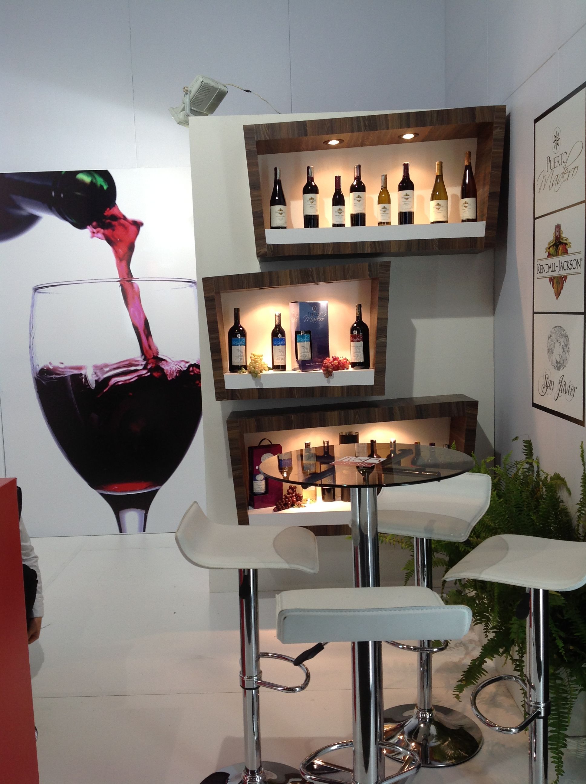 Stand F&B para la feria Expovinos 2013