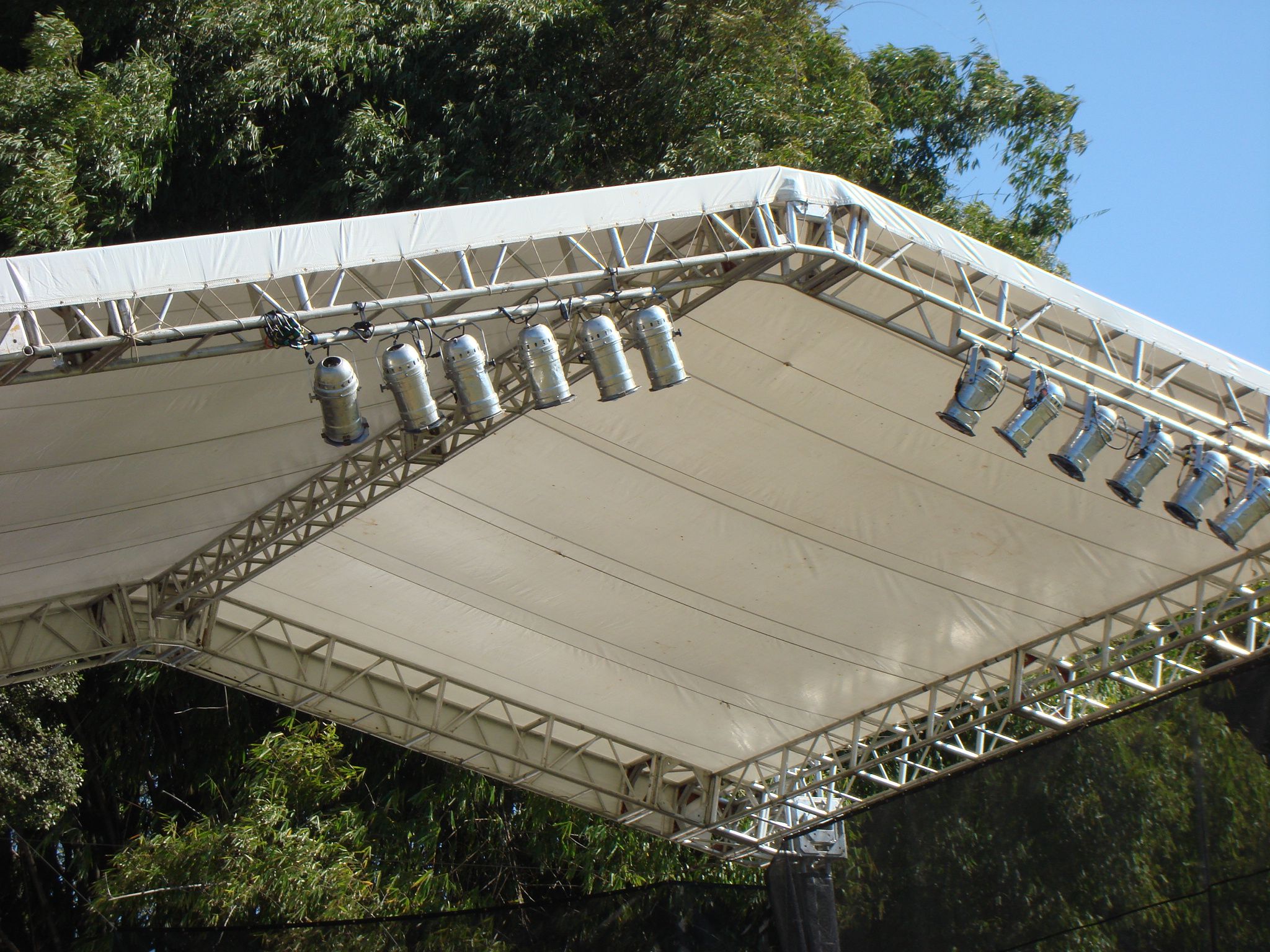 ART TRUSS Locações e Eventos