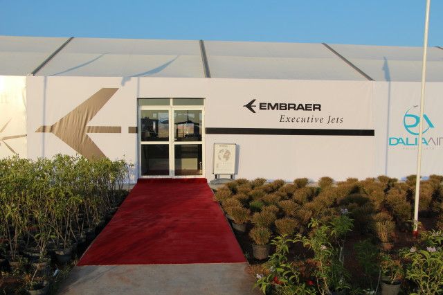 STAND BUILD EMBRAER EXLUSIVE JETS