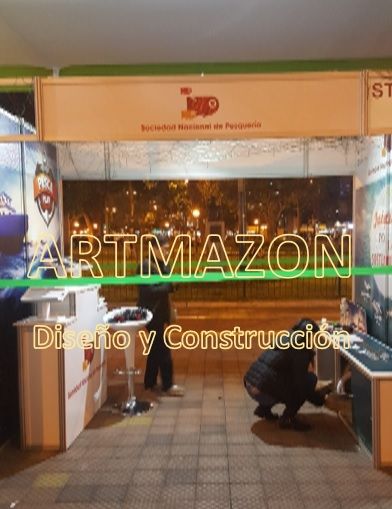 Stand basico decorado